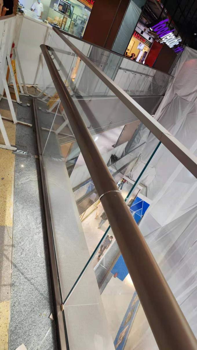 Mall Steel Railing , Wall Mounted Metal Handgrip , Steel Glass Railing